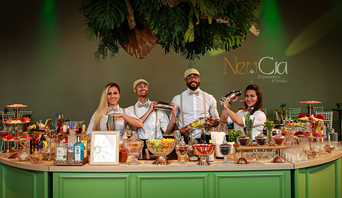 New Cia Experience & Drinks